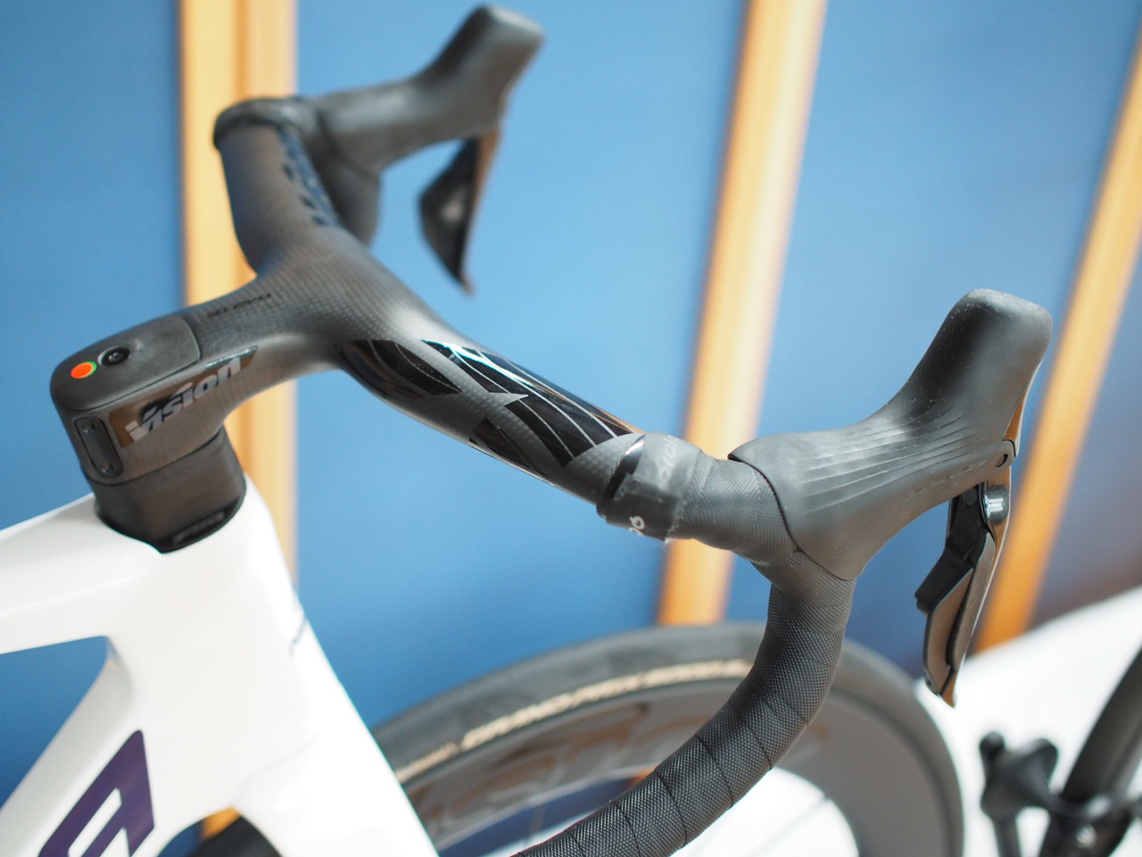 MERIDA REACTO(メリダ リアクト) 2026年モデルを実車画像満載で紹介！｜京都→吹田 チャリンコ通勤！！ 81496.com（バイシクルドットコム）